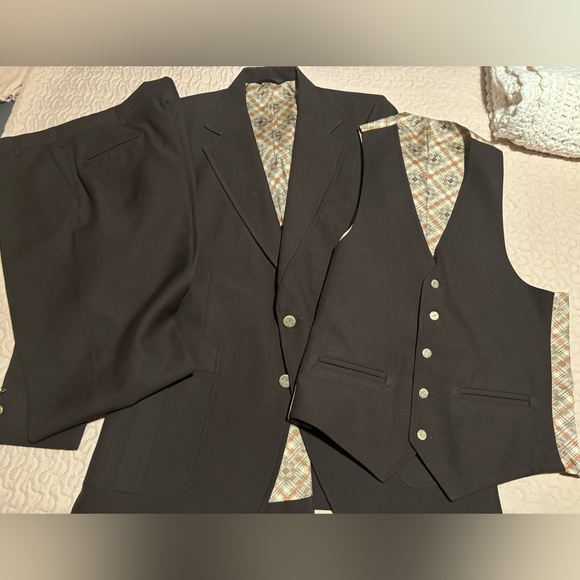 Johnny Carson | Suits & Blazers | 3 Pc Johnny Carson Dark Brown Three ...